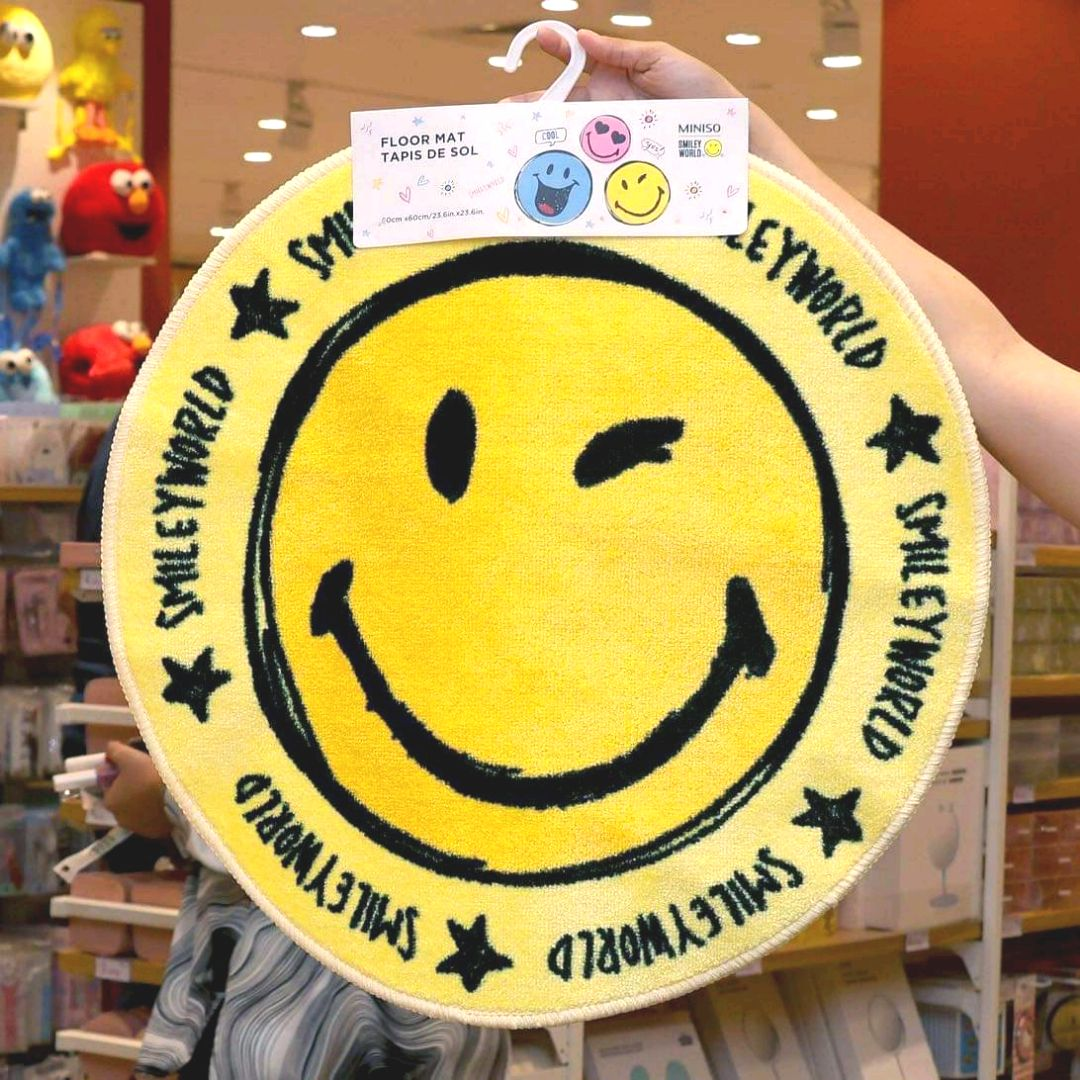Smiley world – Miniso El Salvador